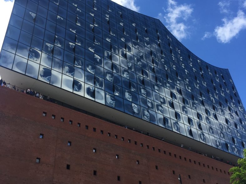 Pures Reiseevent: Ólafur Arnalds in der Elbphilharmonie & The Westin ...